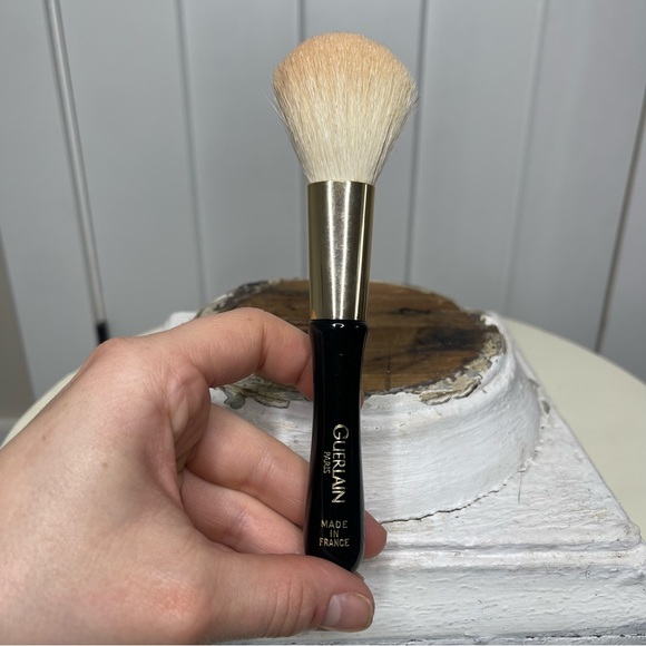 GUERLAIN | Makeup | Guerlain Face Brush | Poshmark